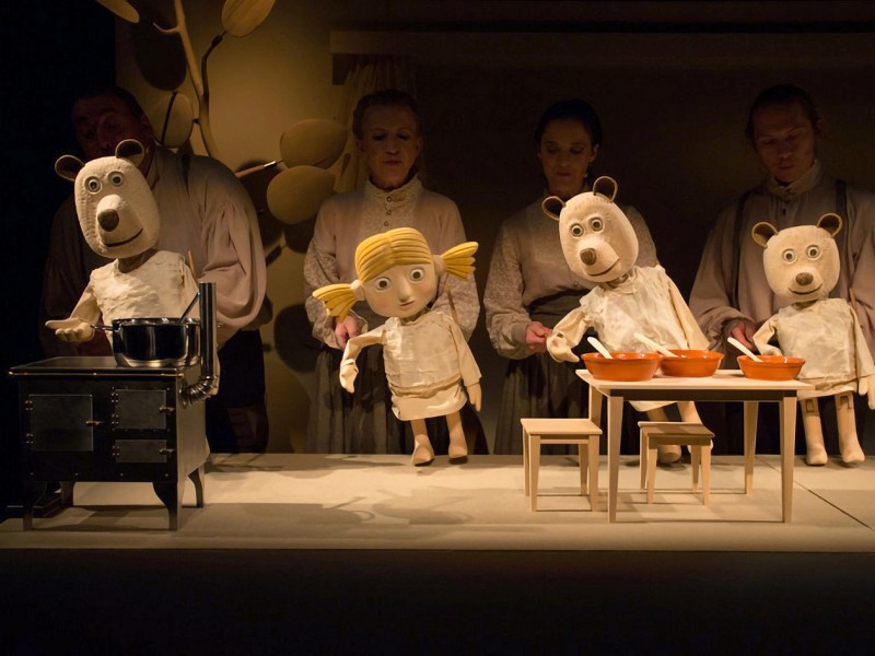 Zlatolaska in trije medvedi